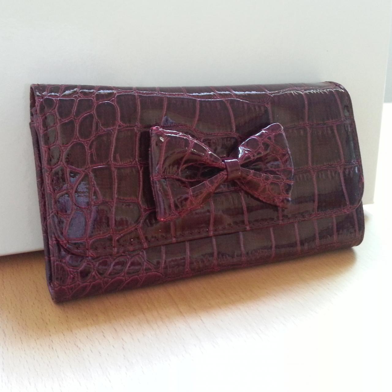 Women Wallet Purse - Cute Faux-snake Patent Wallet With Bow on Luulla