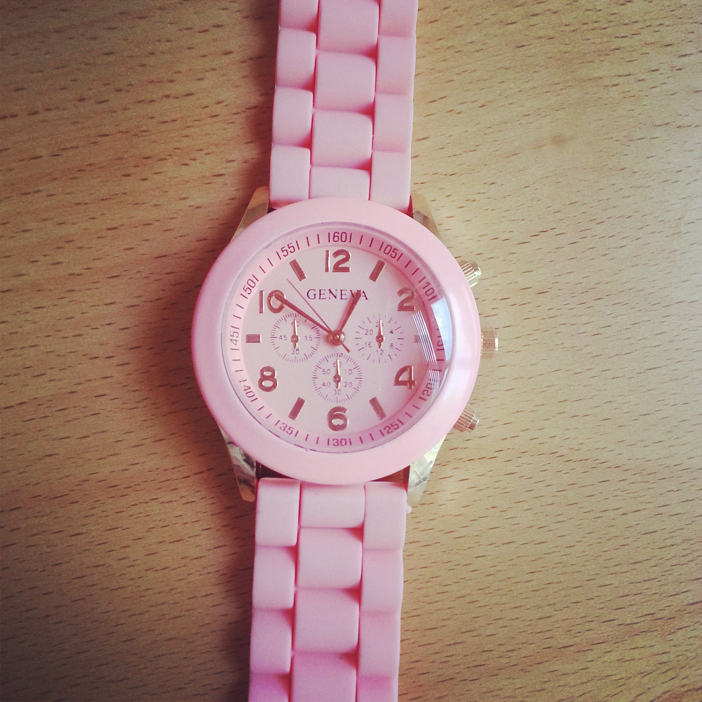 Pink Watch With Rose Gold Details on Luulla